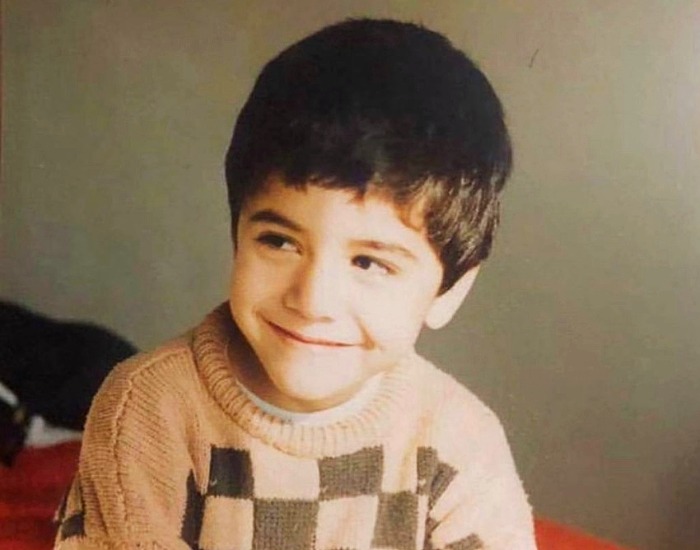 بیوگرافی پاشا رستمی؛ عکسها، همسرش، اصالت و فیلم ها